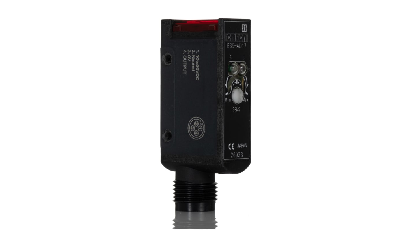 E3S-AD17 | Omron Diffuse Photoelectric Sensor, Block Sensor, 700 mm Detection Range | RS
