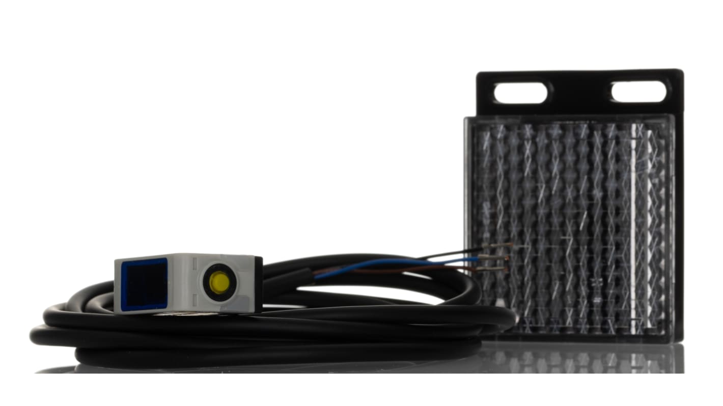 RS PRO Transparent Bottle Detection Photoelectric Sensor, Block Sensor ...