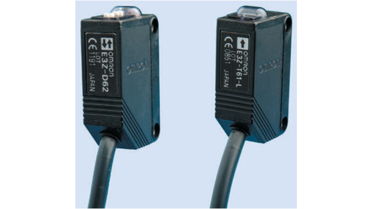 E3Z-D62 2M | Omron Diffuse Photoelectric Sensor, Block Sensor, 1 m Detection Range | RS