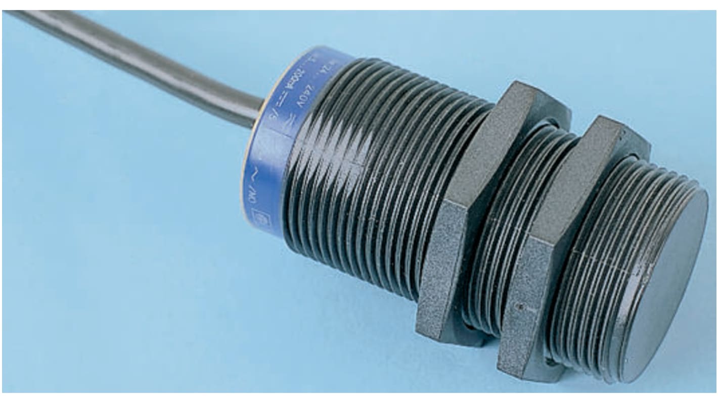 XS4P30MA230K | Telemecanique Sensors Inductive Barrel-Style Proximity ...