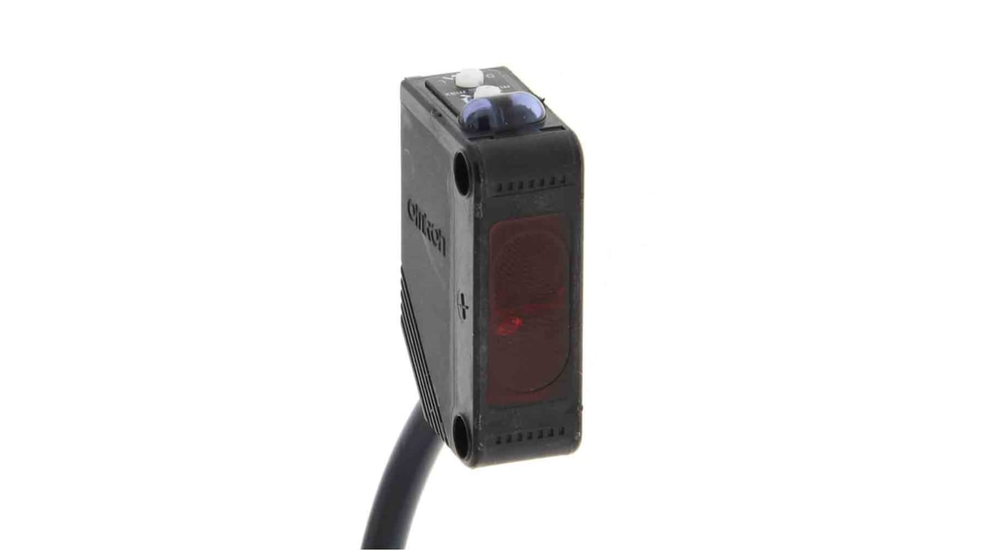 E3Z-D81 5M | Omron Diffuse Photoelectric Sensor, Block Sensor, 100 mm ...