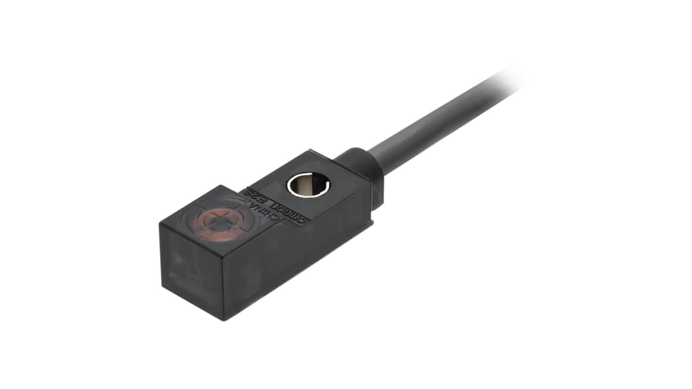 E2S-W26 1M | Omron Block-Style Proximity Sensor, 2.5 mm Detection, PNP Normally Closed Output ...