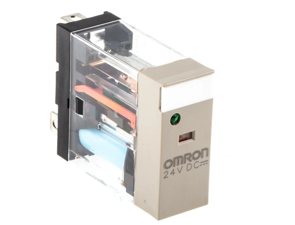 Omron, 24V dc Coil Non-Latching Relay SPDT, 10A Switching Current Plug In Single Pole, G2R-1-SN ...
