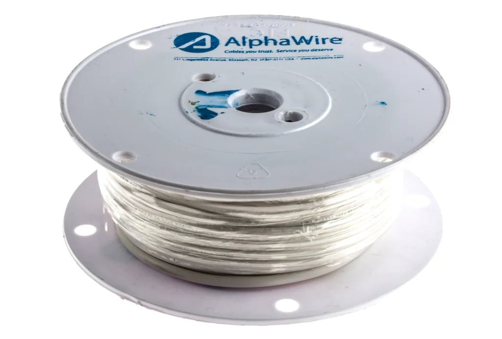 Alpha Wire White 3.3 mm² Hook Up Wire, Premium Series, 12 AWG, 65/0.25 ...