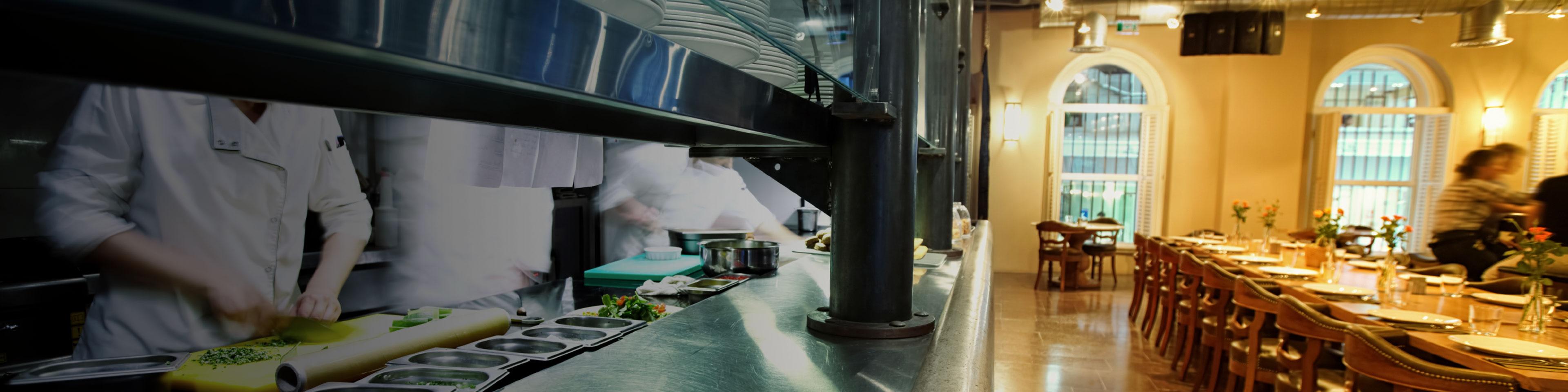 ¿Cerrar, sobrevivir o crecer? 5 tendencias clave de la industria restaurantera en 2021 | RSM Mexico