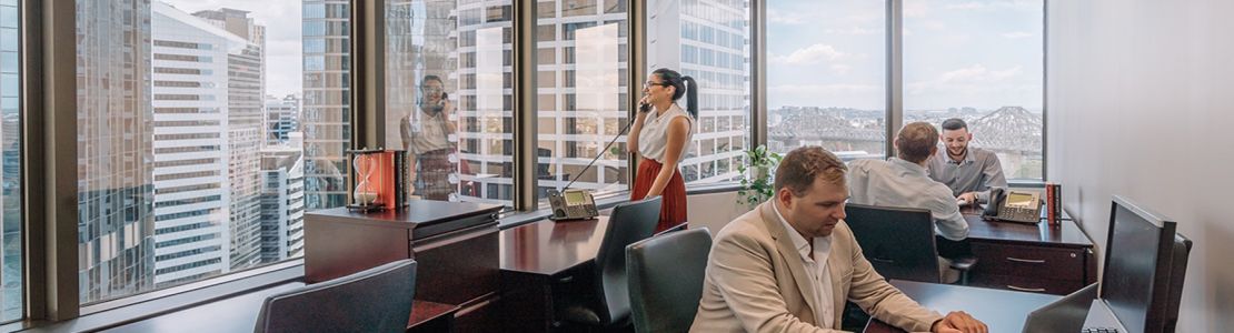 Compare Servcorp vs WeWork - Serviced Offices | Rubberdesk