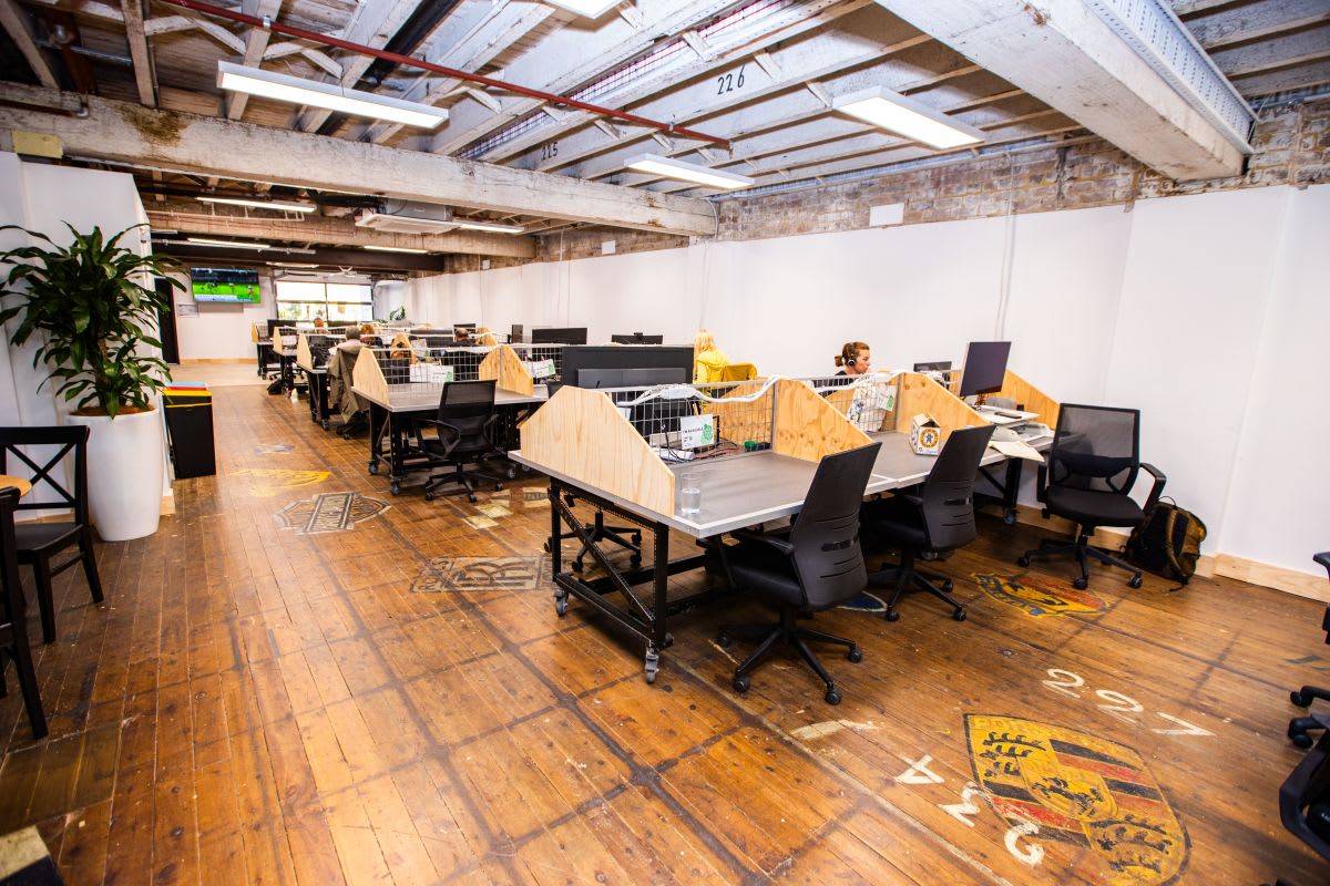 Office Space for 1 - $400/month - Cremorne (Ref:4909a5b60f9d8) | Rubberdesk