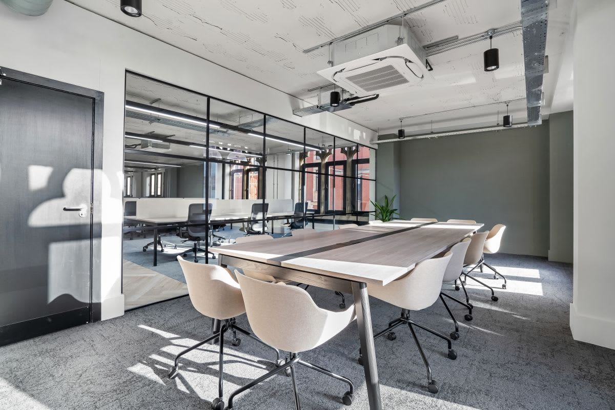 Office Space for 8 - £2,792/month - Leeds (Ref:442fe6c75bd95 ...