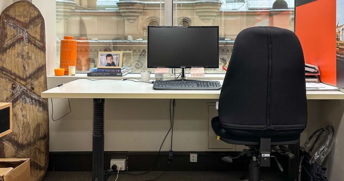 Town Hall Office Space for Rent - 8 Offices | Rubberdesk