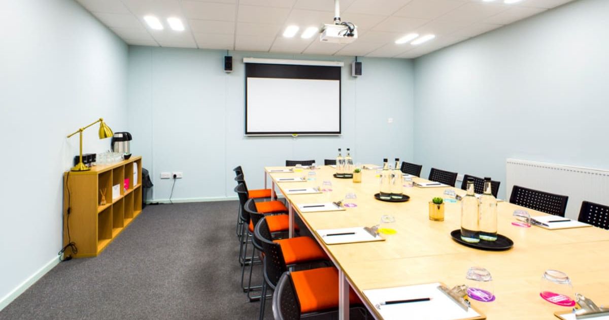 Luton Office Space for Rent - 37 Offices | Rubberdesk