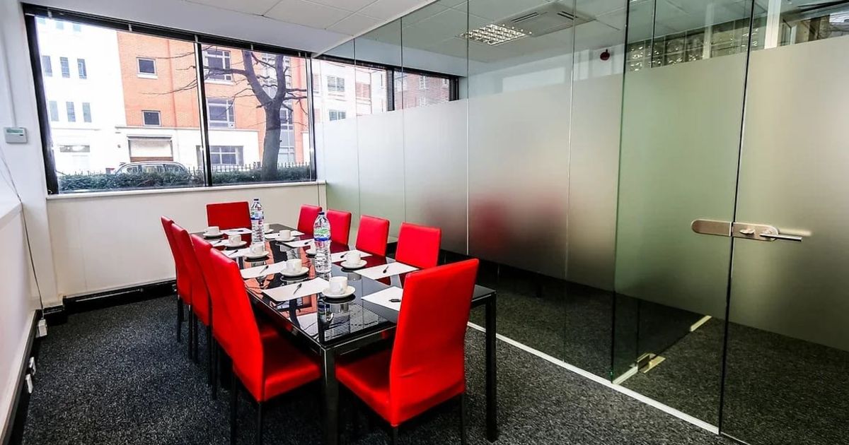 St James Park Station Office Space for Rent - 52 Offices | Rubberdesk (UK)