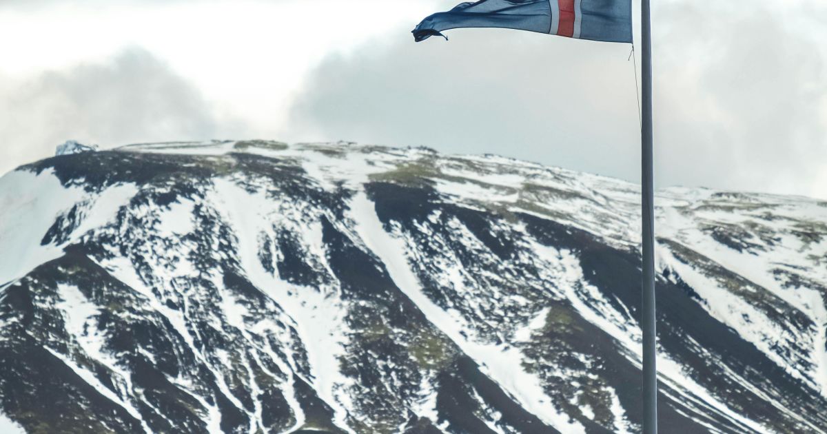 Island - flagg til flaggstang