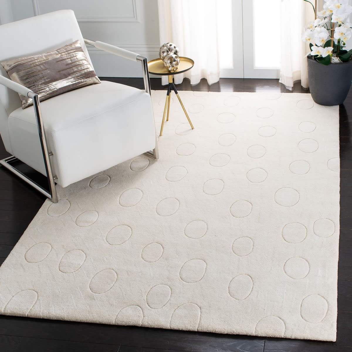 Safavieh Soho SOH323A White - White | Rug Studio