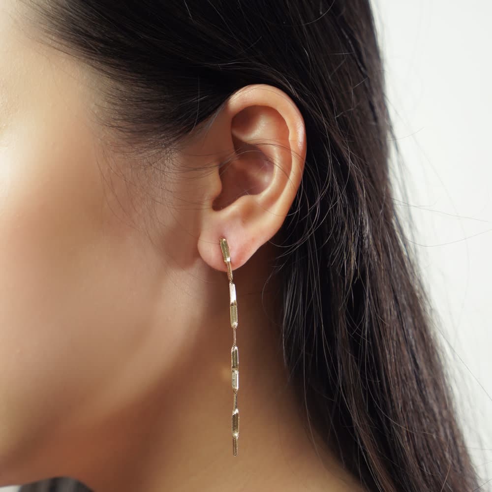 Jual Ataru Anting Simpel Long Chain Gold Terbaru | Ruparupa