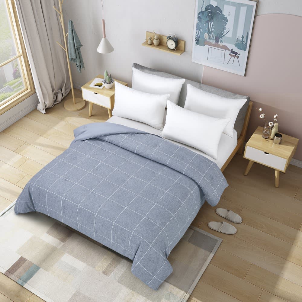 Jual Informa 160 X 210 Cm Bed Cover Microfiber Square Abu Abu Terbaik ...