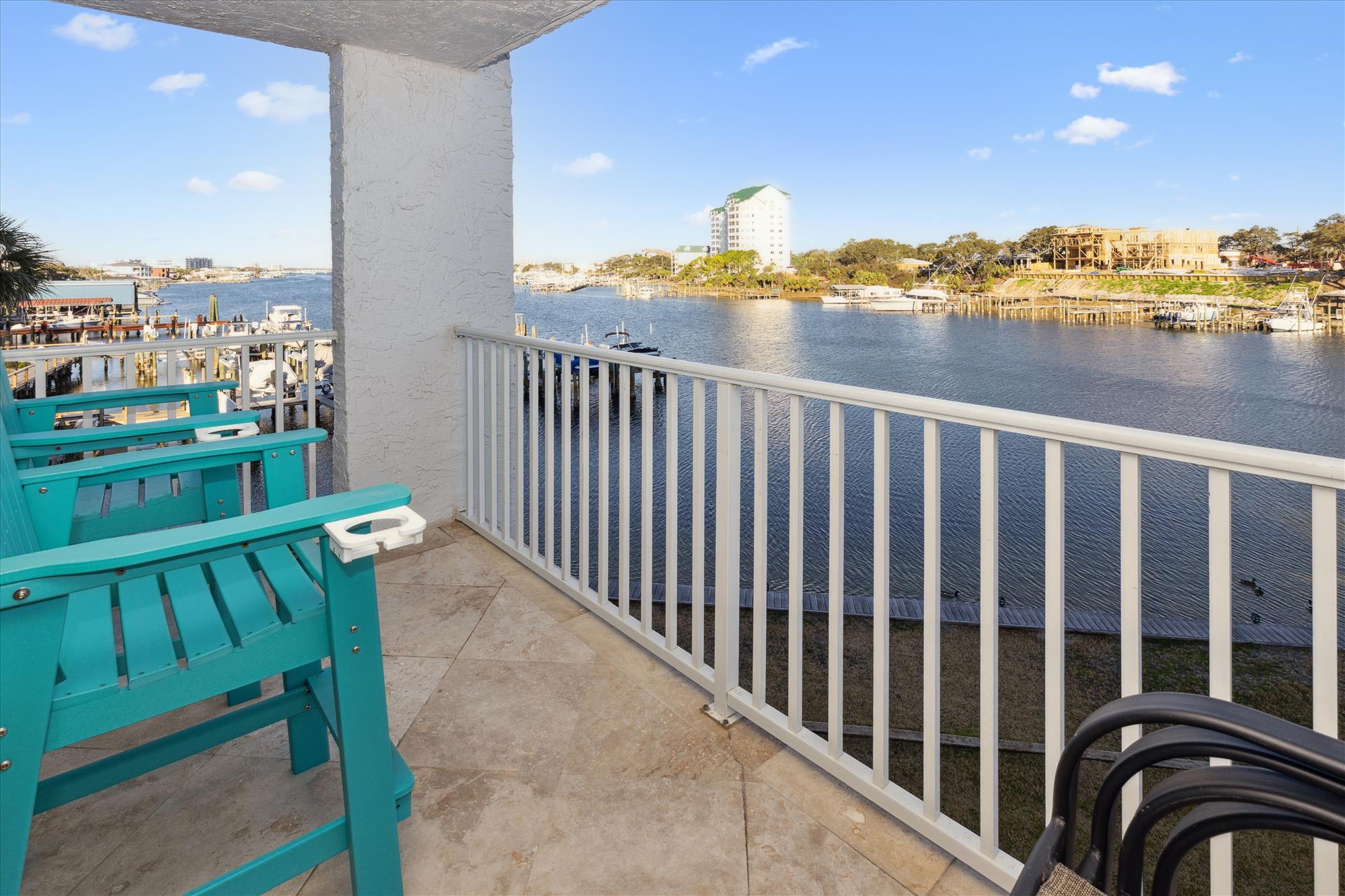 Dolphin Point 305B • Condo rental near Destin, FL | Destin Florida