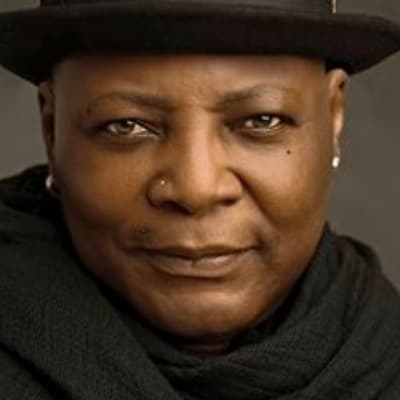 KSI - Biography, Age & Facts - Starlogue