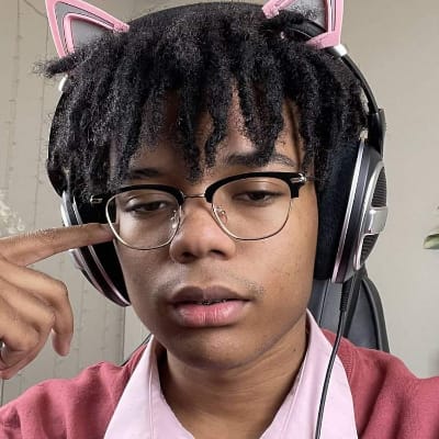 D'Angelo Wallace - Biography, Age & Facts - Starlogue