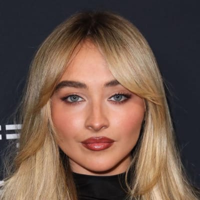 Sabrina Carpenter - Biography, Age & Facts - Starlogue