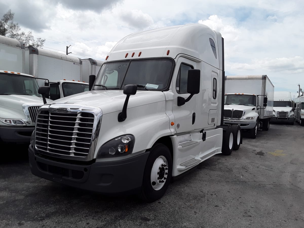 Used Trucks for Sale in Miami, FL | Ryder Used Trucks for Sale