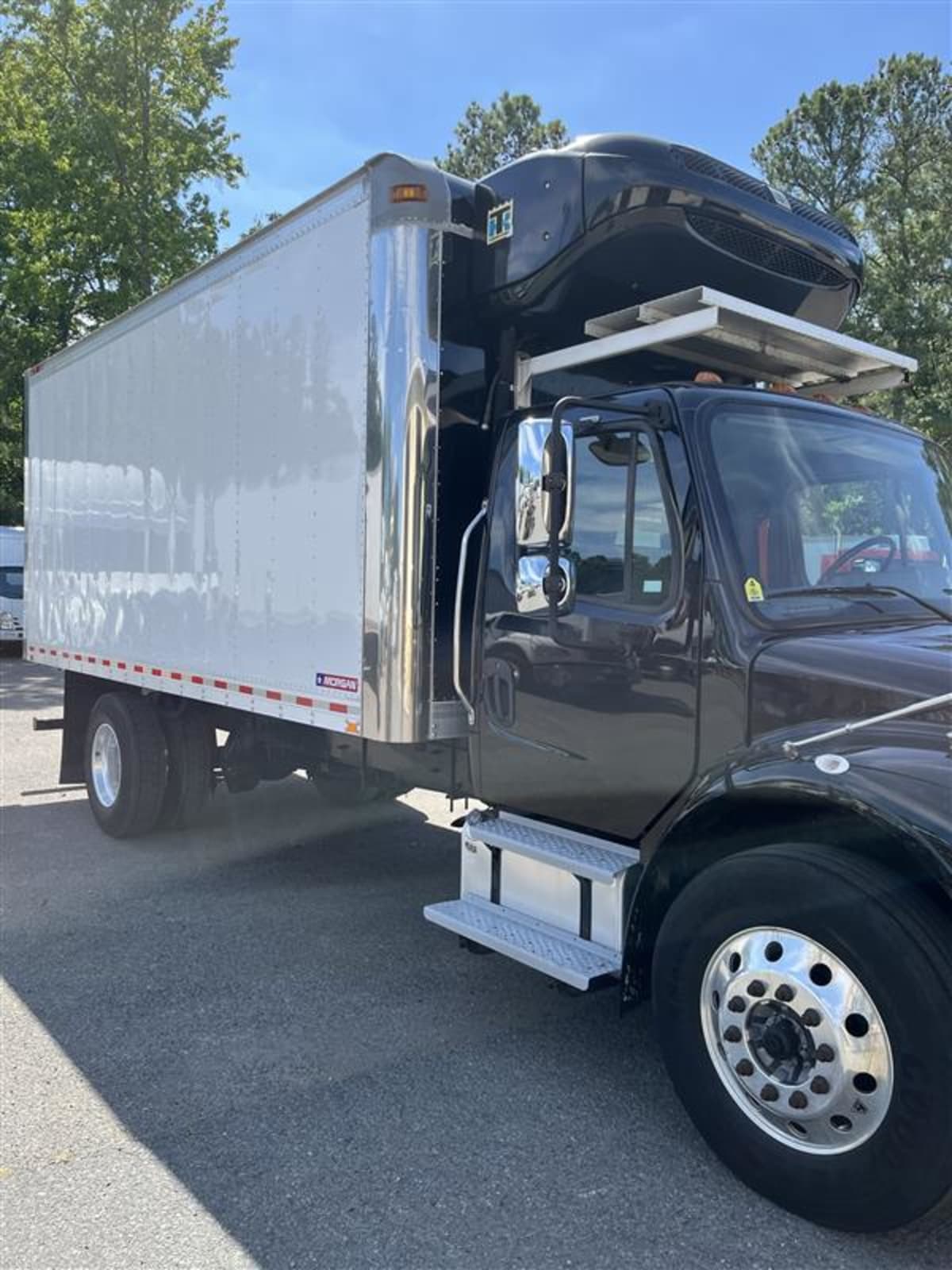 2021 FREIGHTLINER/MERCEDES M2 106 VEH-296270 for Sale | Ryder Used Trucks