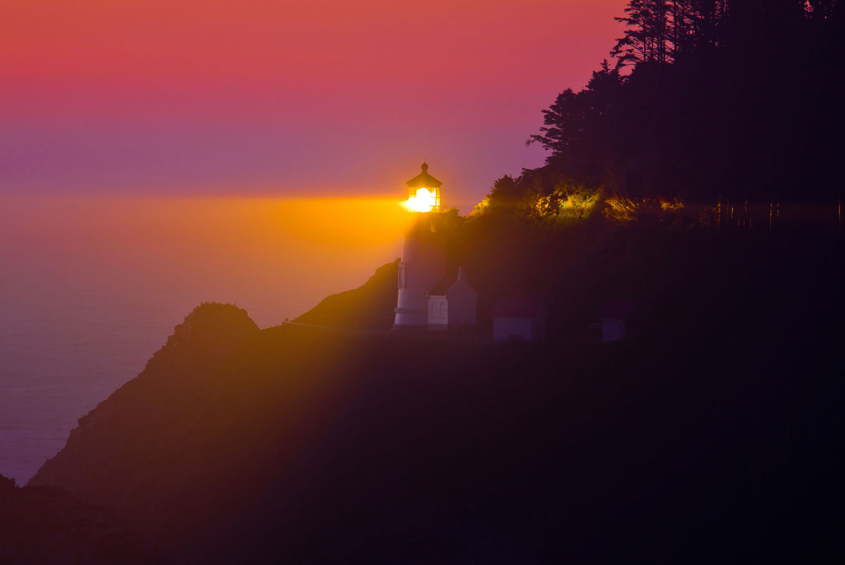 Sleeping with Ghosts at Heceta Head Lighthouse’s Haunted B&B | Portland ...