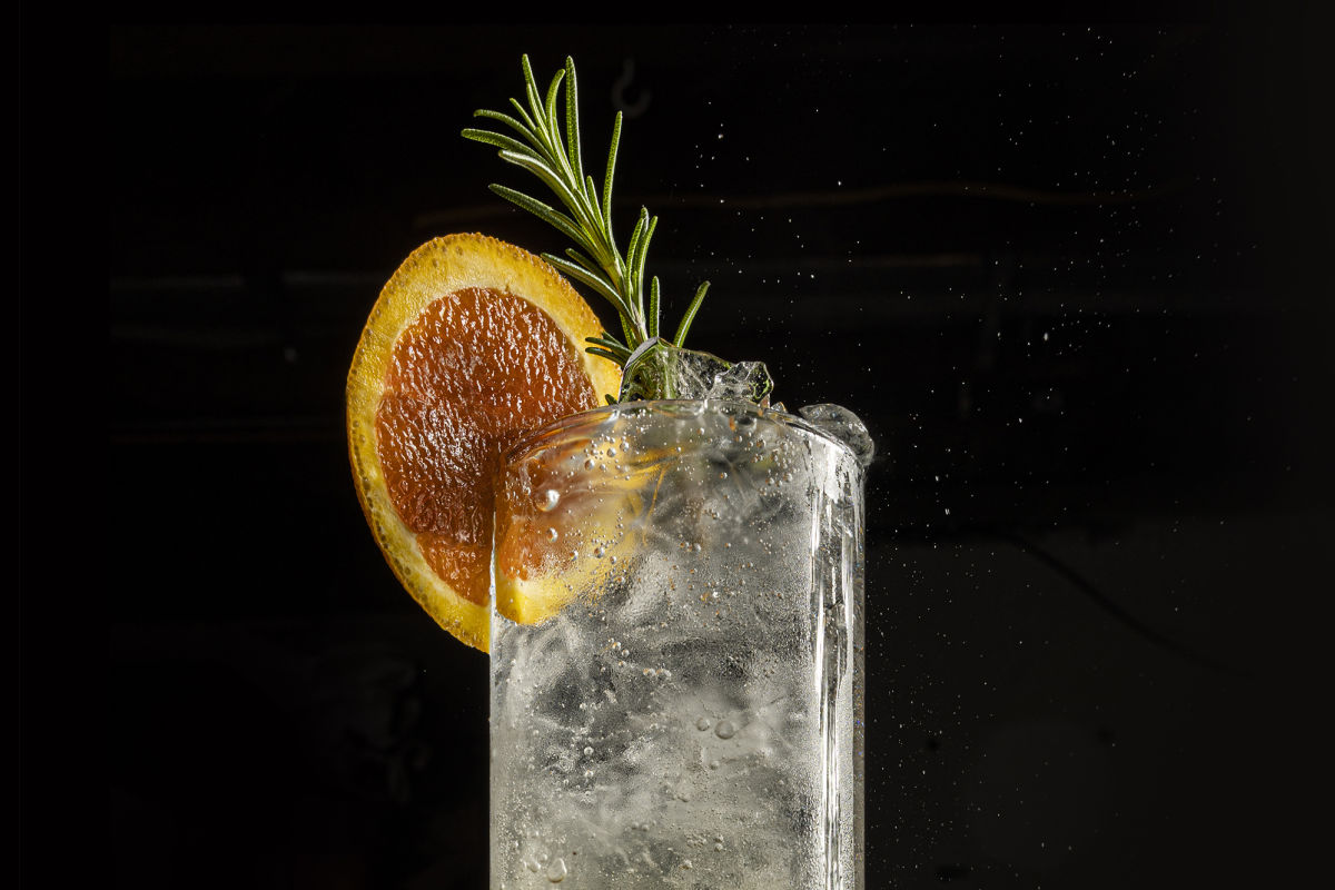 Recipe: Shorter Days Is a Booze-Free Highball for the Holiday Season ...