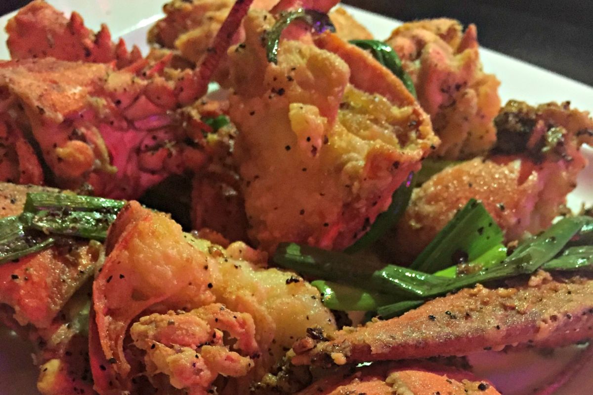 Is Jimmy Chew Asian Kitchen's $19.95 Whole Lobster Too Good To Be True ...