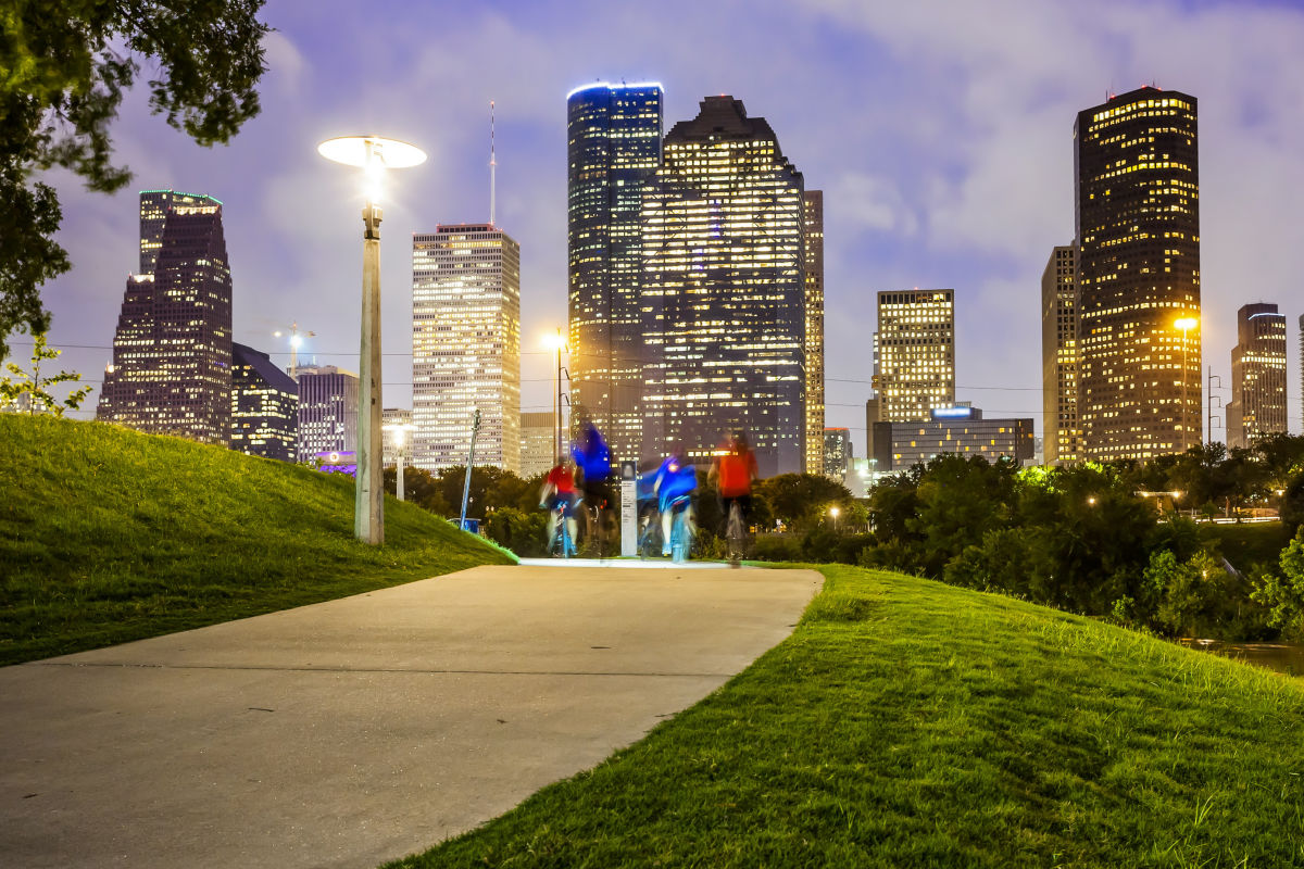 Bask In the Cool(er) Temps At These Outdoor Events | Houstonia Magazine