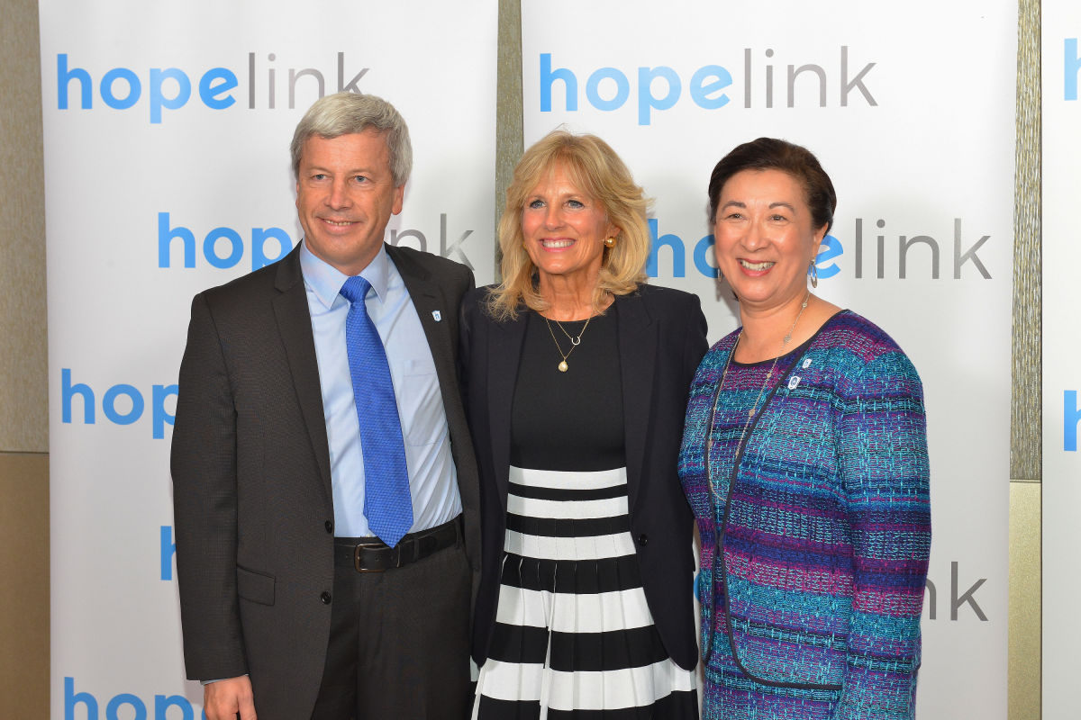 Hopelink: Reaching Out Luncheon | Seattle Met