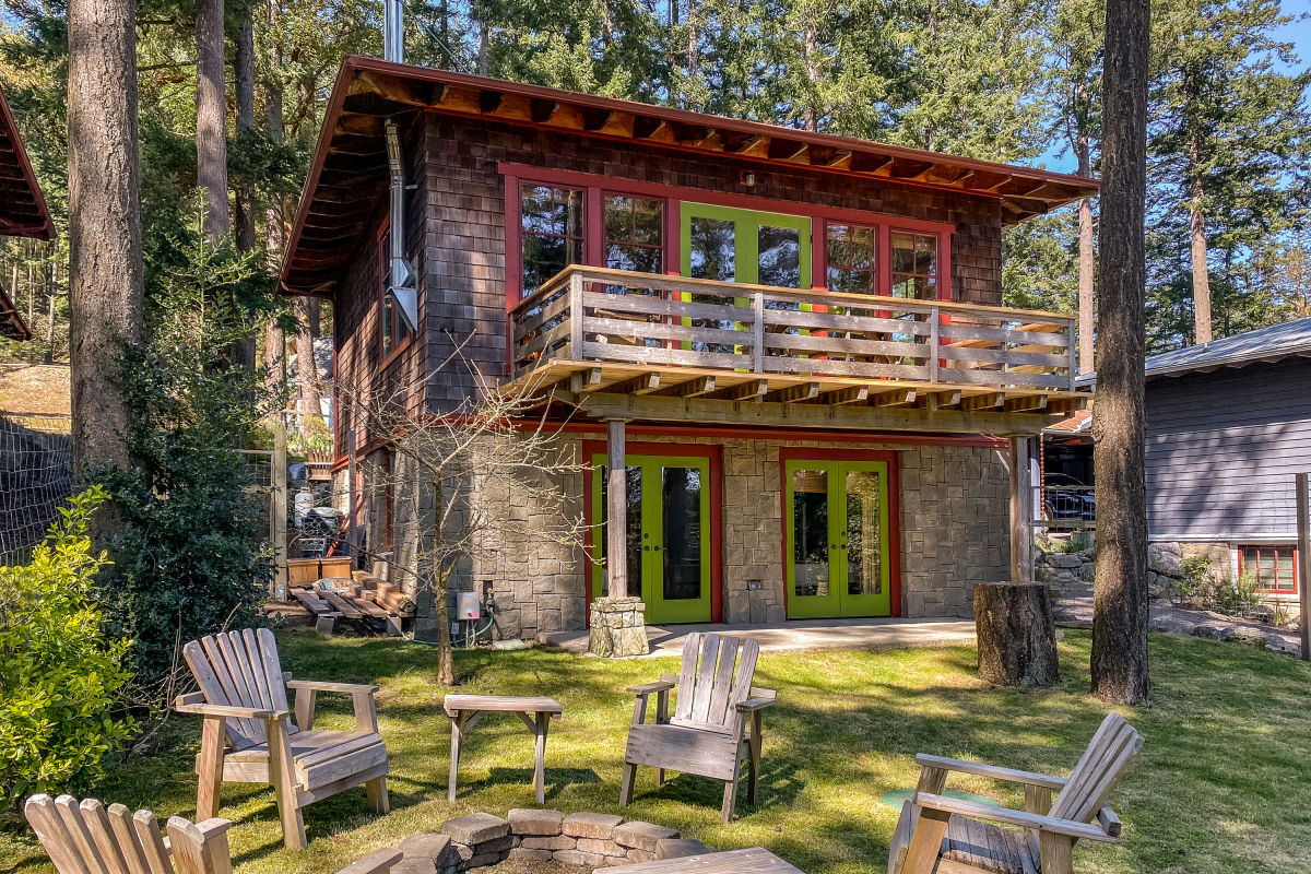 Property Watch: A Lofty Orcas Island Home | Seattle Met