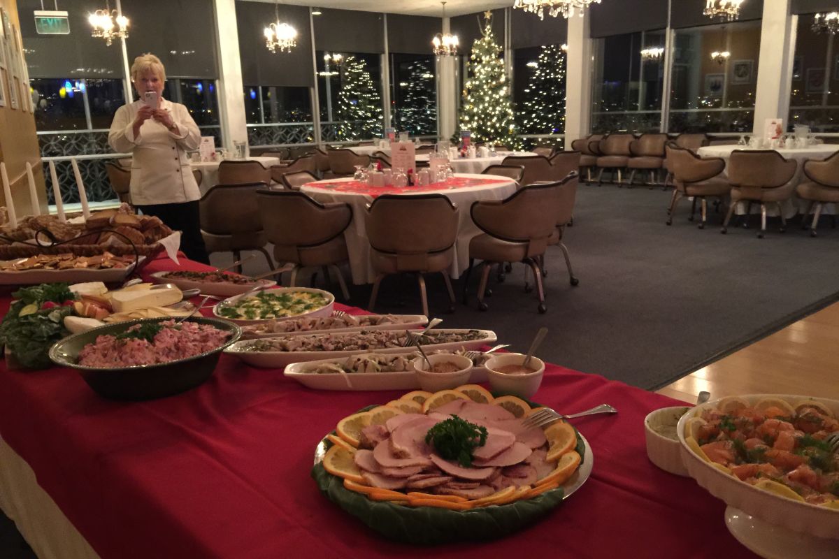 The Swedish Club Welcomes Winter with a Smorgasbord | Seattle Met