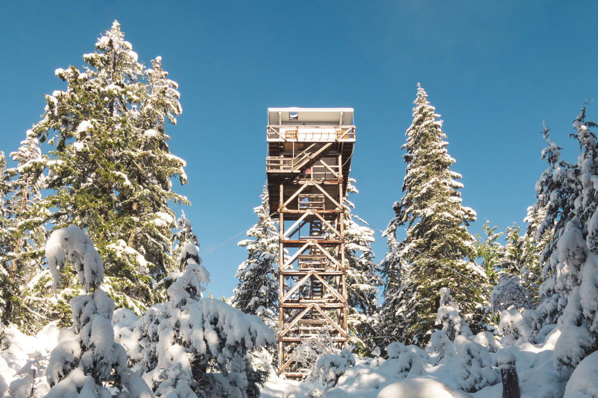This Washington Lookout Tower Offers the Ultimate Solitude | Portland ...