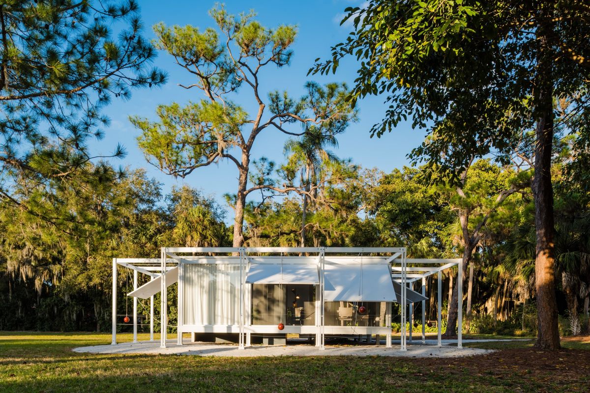 Last Chance to Tour the Replica of Paul Rudolph’s Iconic Walker Guest ...