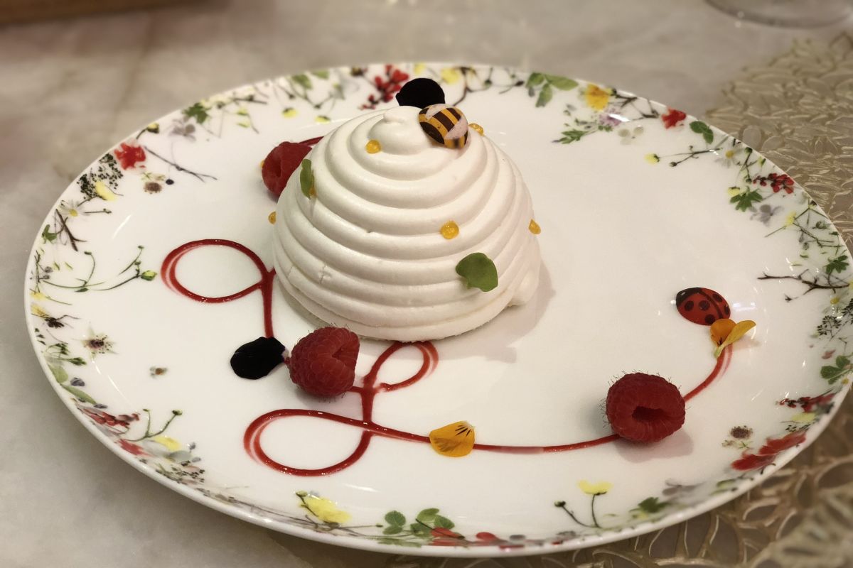 A Taste of the Post Oak Hotel's Many-Splendored Dining | Houstonia Magazine