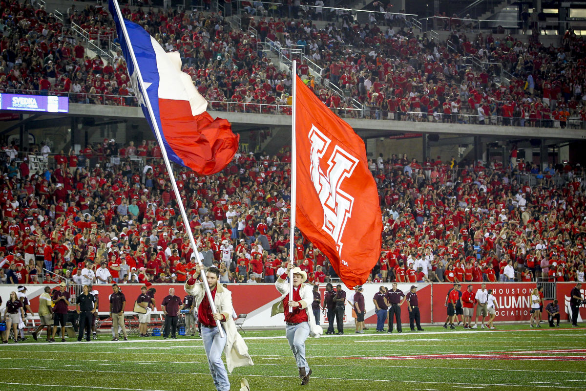 With Two Weeks to Kickoff, What Can We Expect from UH Football This ...