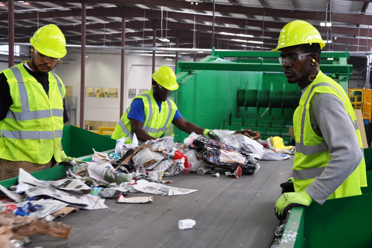 Waste Pro Opens New Manatee County Recycling Facility | Sarasota Magazine