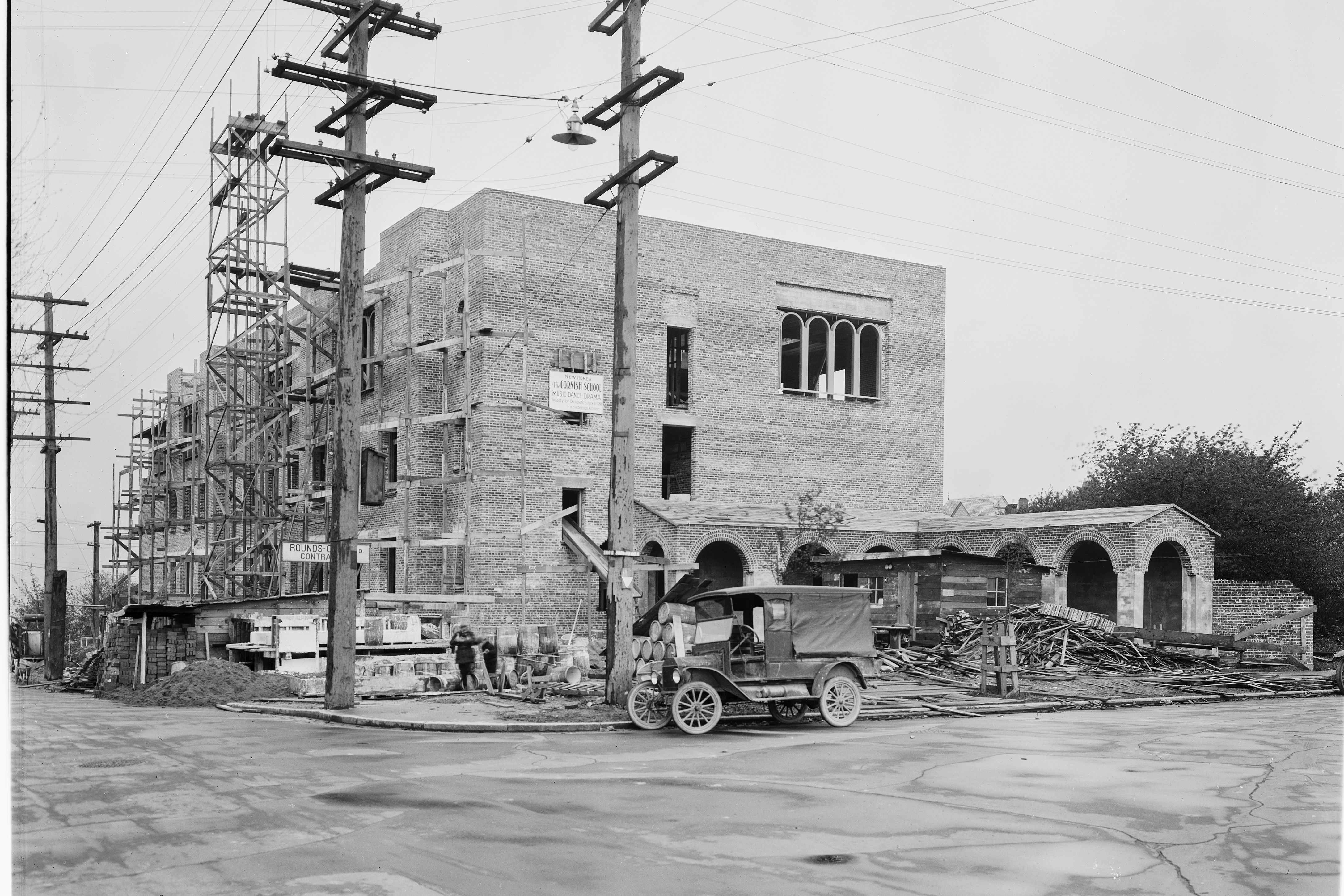 West Seattle’s Colman Pool Is One of the City’s Best-Kept Secrets ...