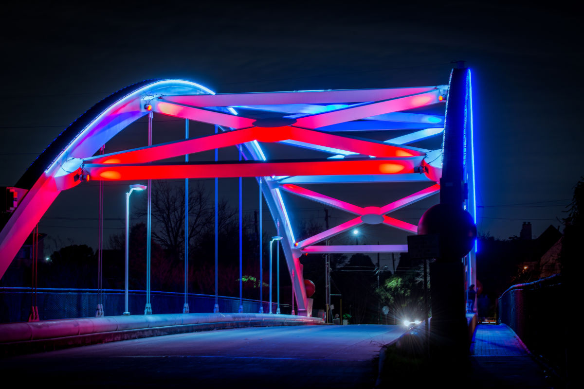 What Happened to the Montrose Bridge Lights? | Houstonia Magazine