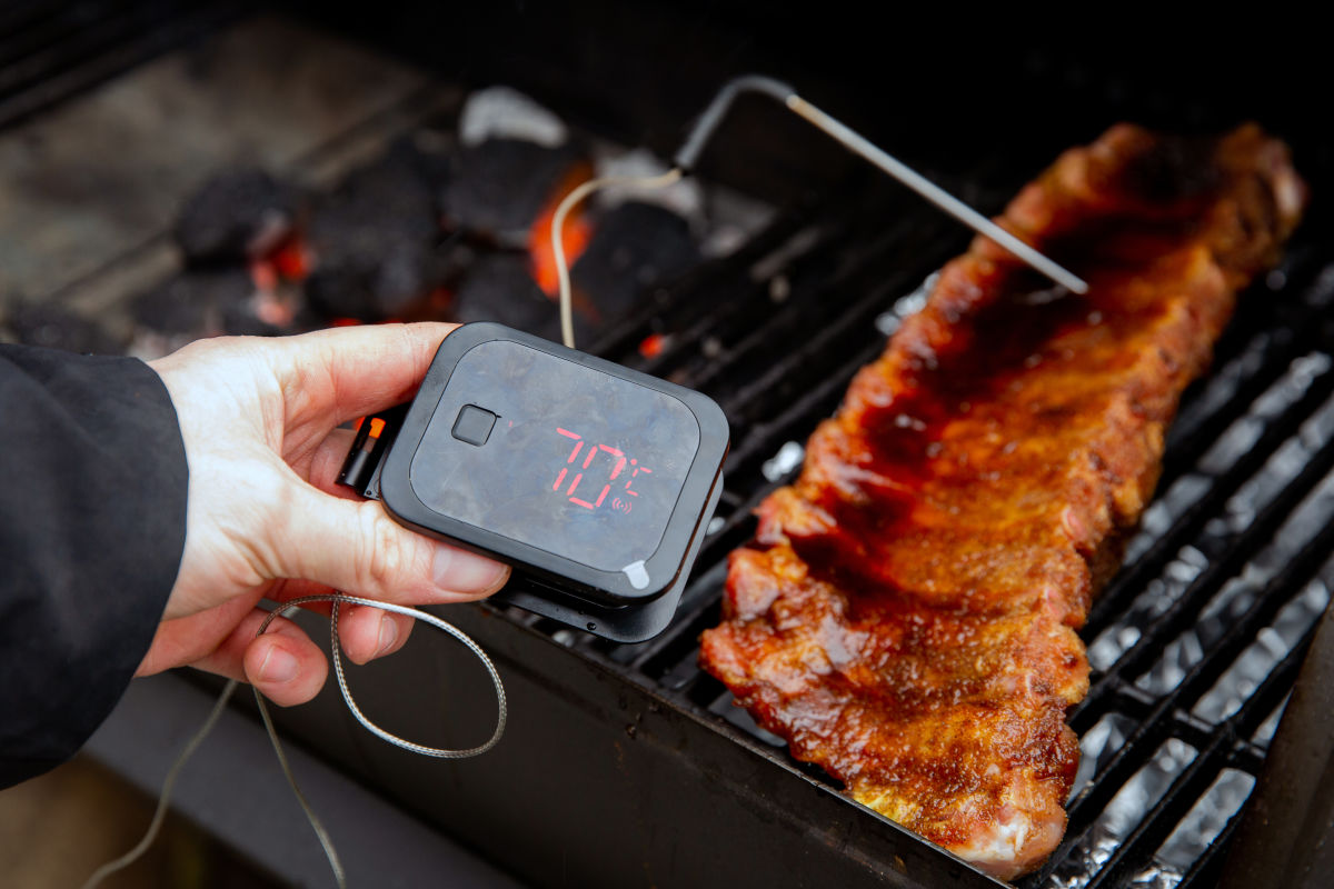 A Quick Guide to Temperatures While Smoking Meats | Houstonia Magazine