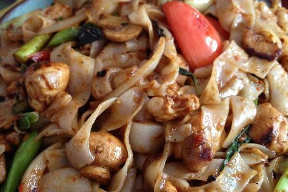 Nit Noi | Businesses | Houstonia Magazine