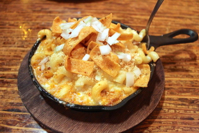 Beaver’s | Businesses | Houstonia Magazine