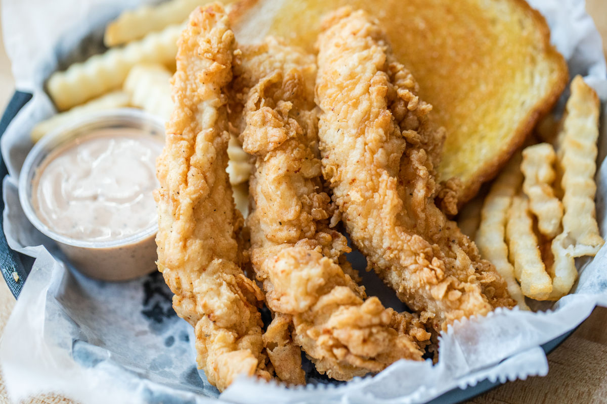 Let the Chicken Finger Brawl Begin: Layne's Is Here | Houstonia Magazine