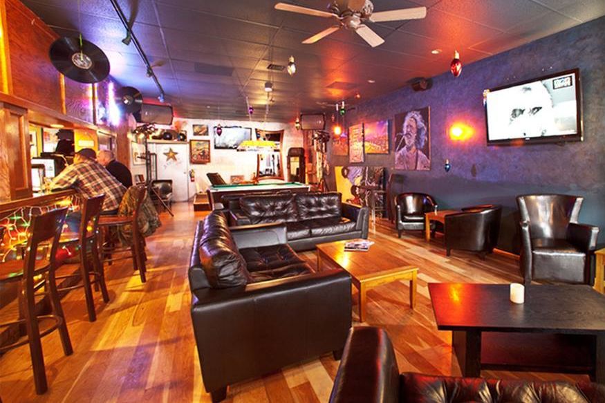 Route 6 Café & Lounge | Businesses | Vail-Beaver Creek Magazine