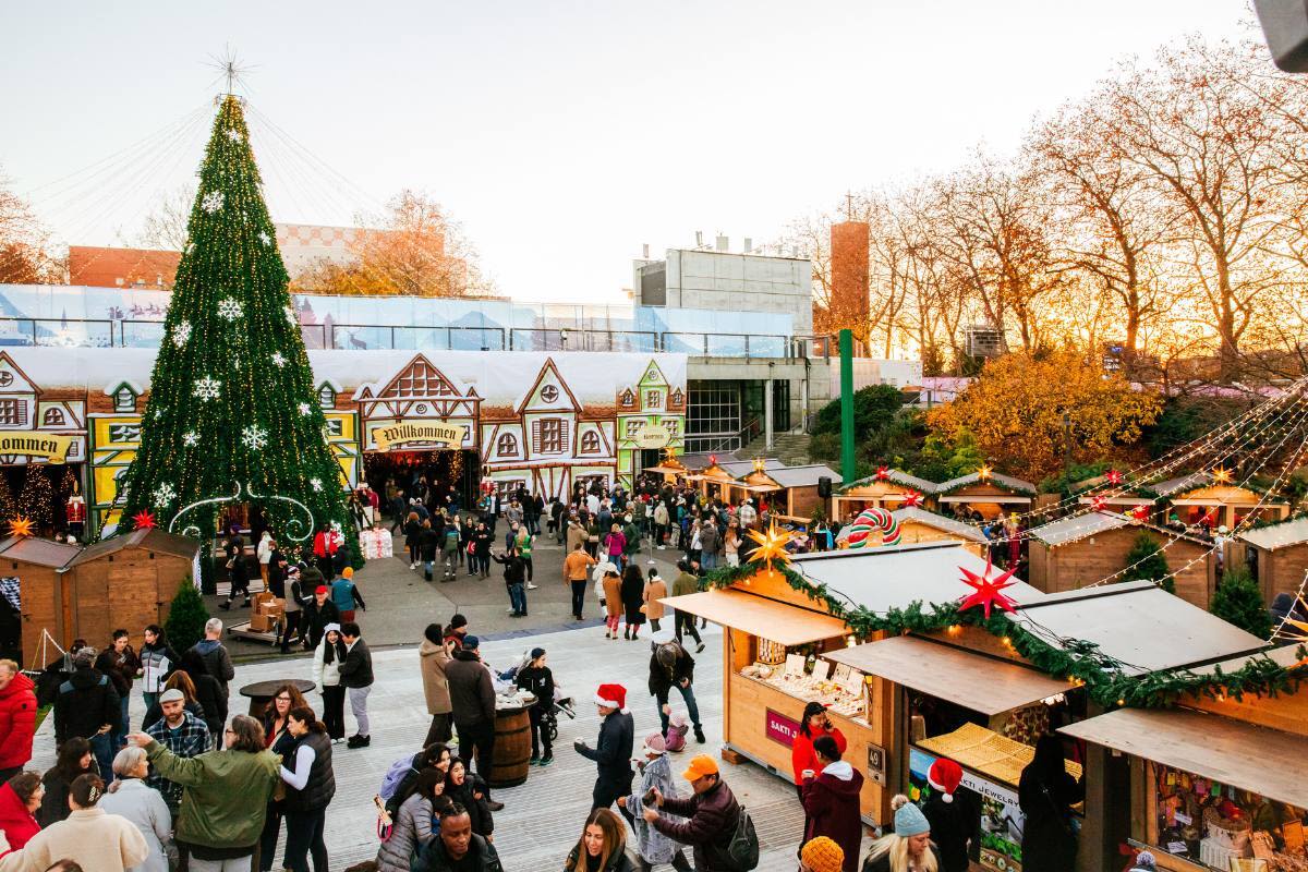 The Seattle Christmas Market | Seattle Met
