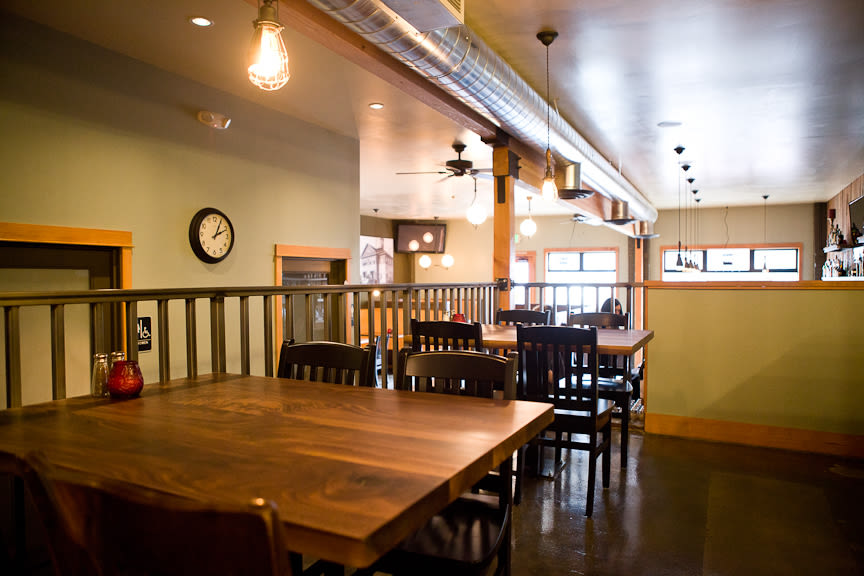 Slideshow: Inside the Ridge Pizzeria | Seattle Met