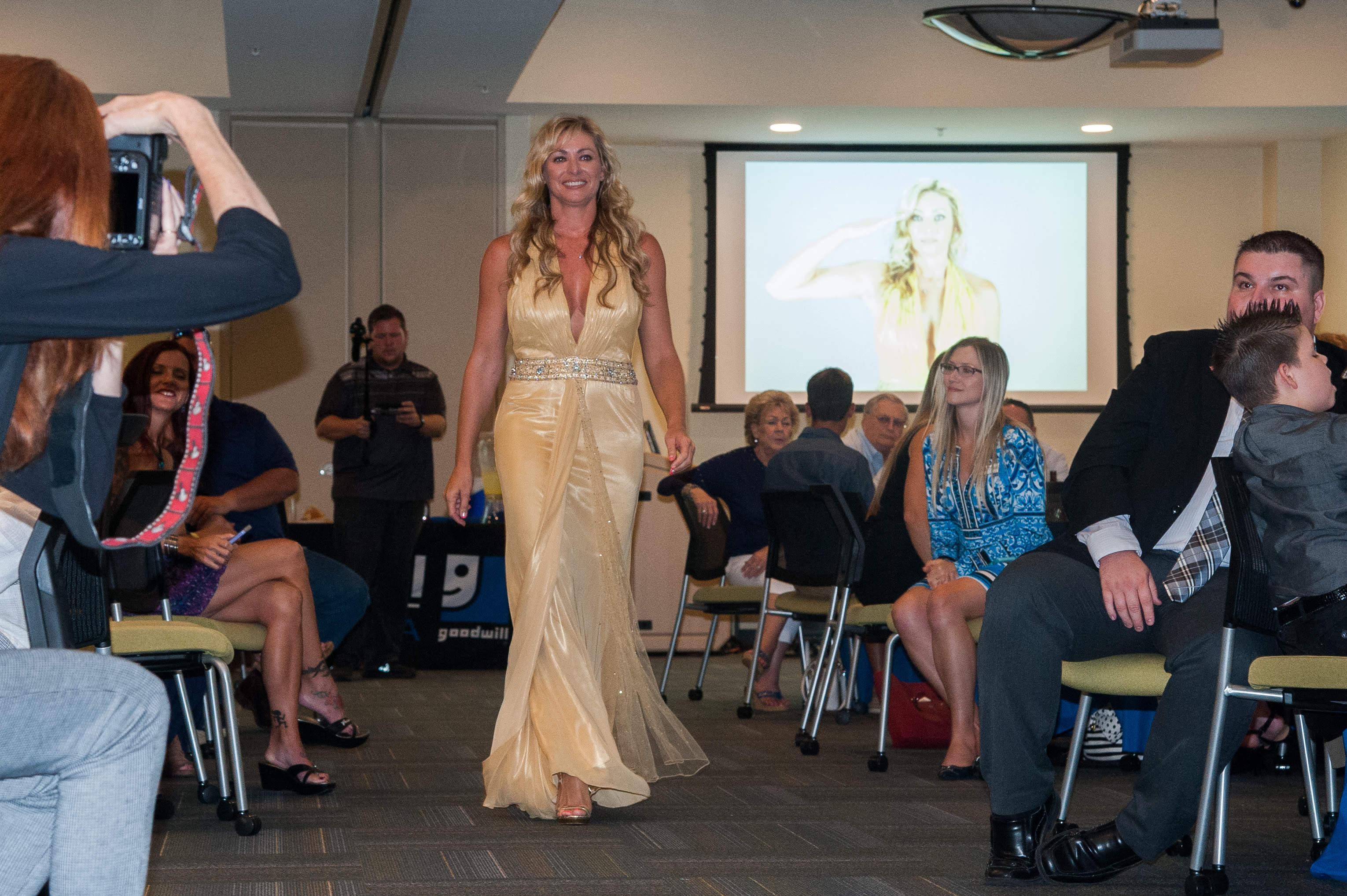 Goodwill Manasota Salute the Runway | Sarasota Magazine