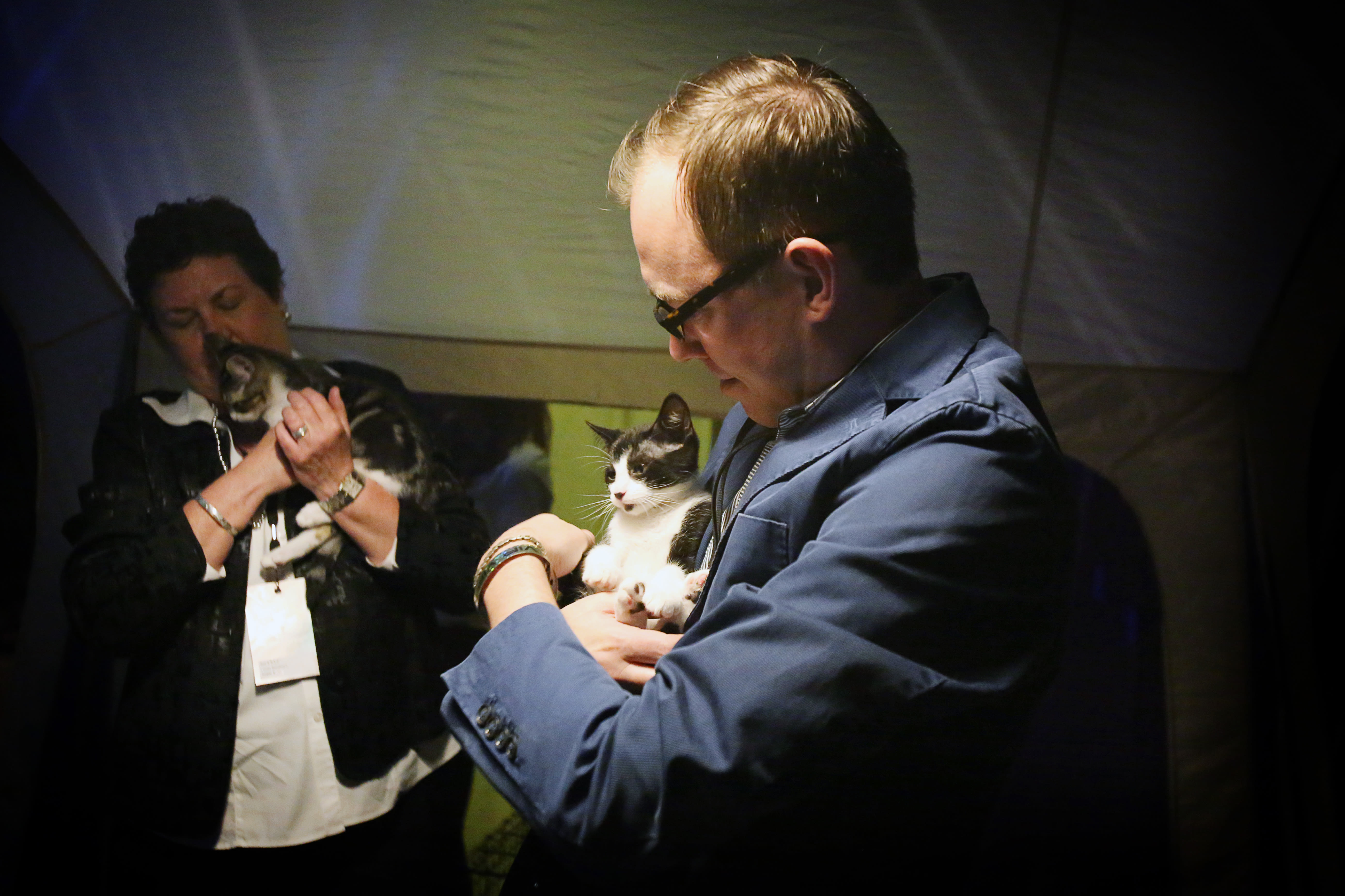 Slide Show: PAWS Wild Night | Seattle Met