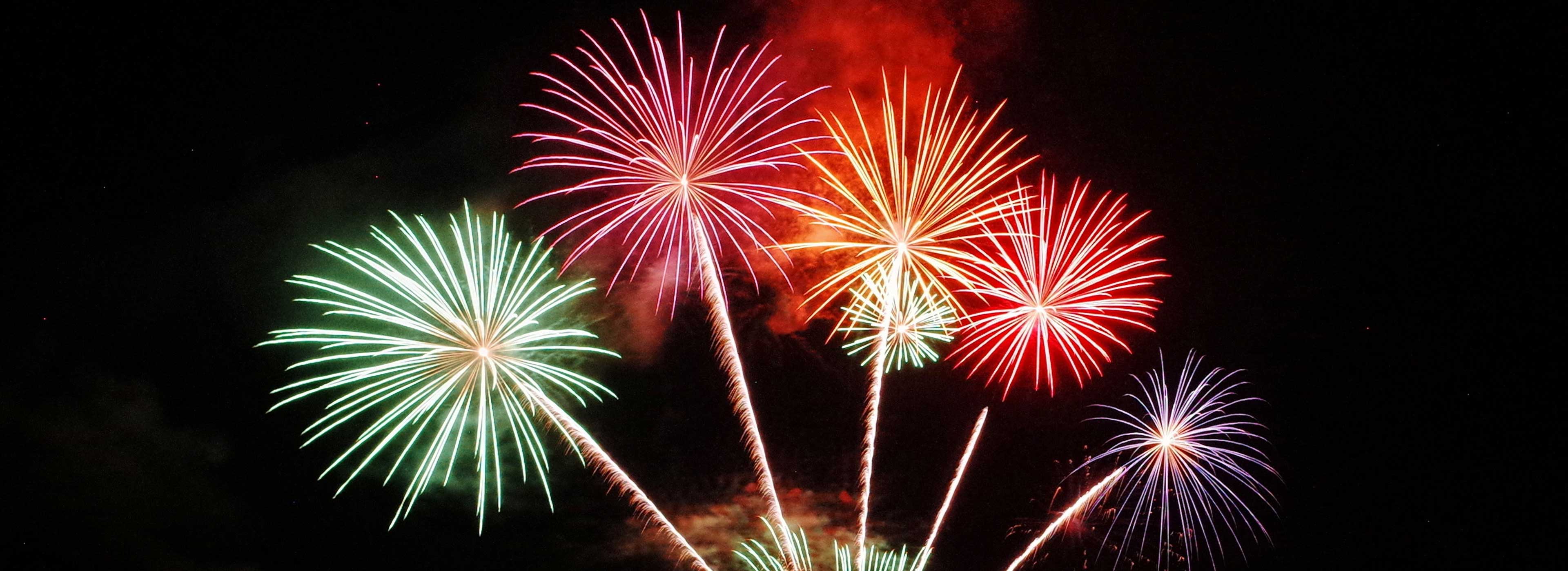 Lahaina July 4th Fireworks Dinner Sail First class Dining Fireworks Lahaina July 4th Fireworks Dinner Sail First class Dining Fireworks