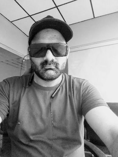 qumar live tv - Urdu and English Storytelling Channel